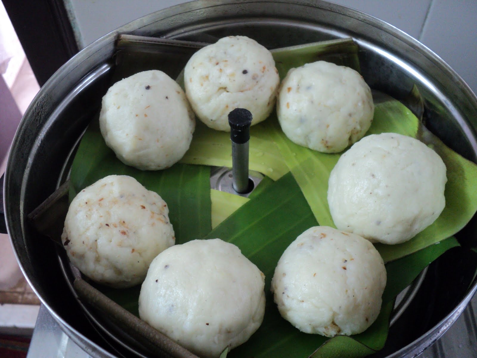 Oriyarasoi - The cosmopolitan Odia's Kitchen !: Manda Pitha ( also ...