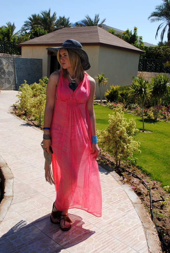 THE HAIR STYLE ON 2012: Sun & Sheer