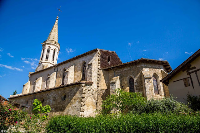 Découvrir la France en photos: 103 - SARRANT. (Gers -32)