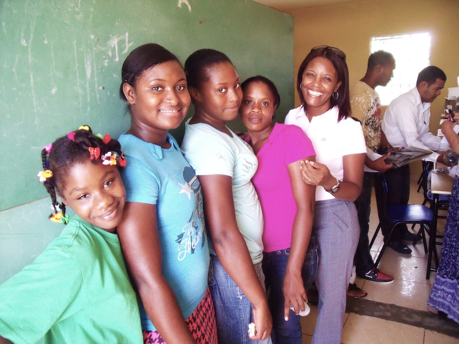 Hammon DR Mission: Liceo Minerva Mirabal: A Place of Educating Young Minds