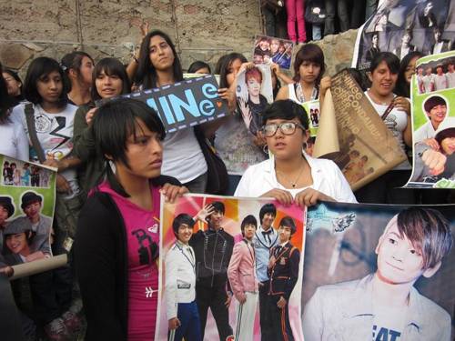 SM Entertainment thanks Peruvian K-pop fans for their love | kpopunli