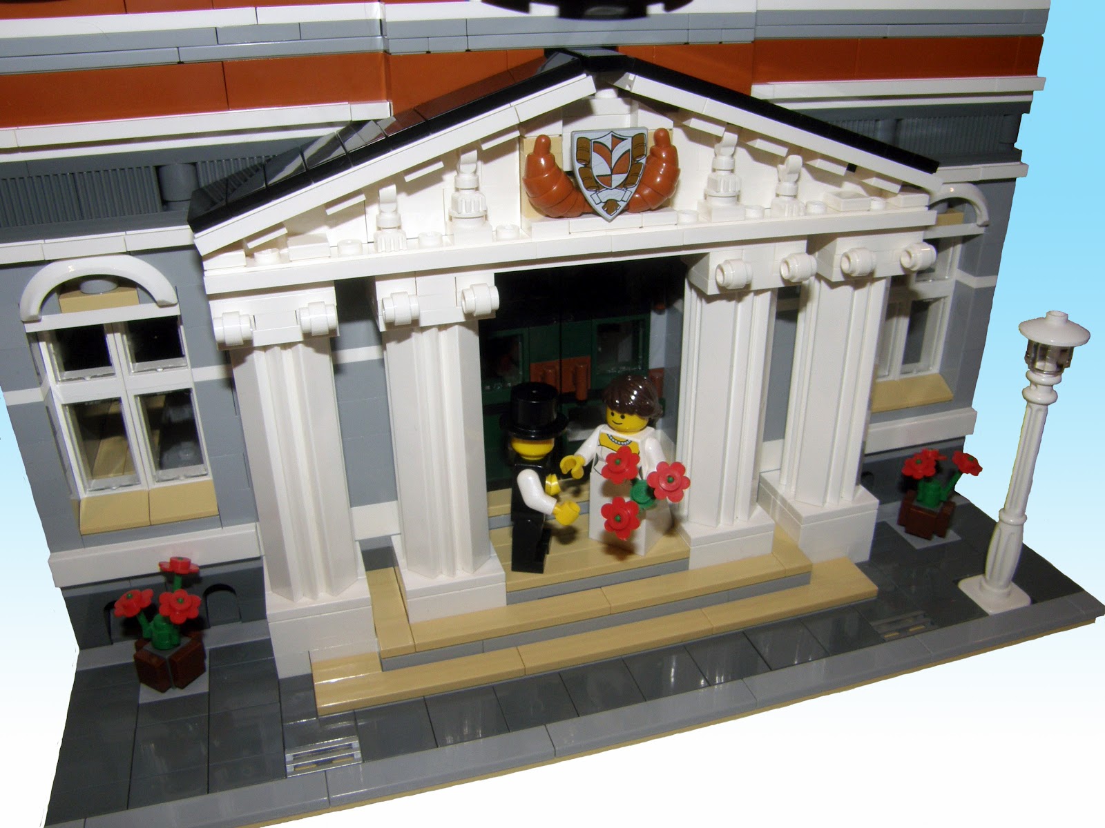 Mostly Transformers Redux: Lego Town Hall