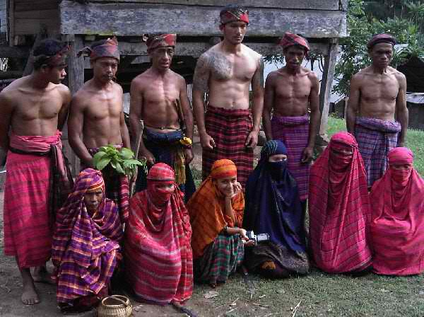 Devina Annisa : Kebudayaan Suku Bima Nusa Tenggara Barat