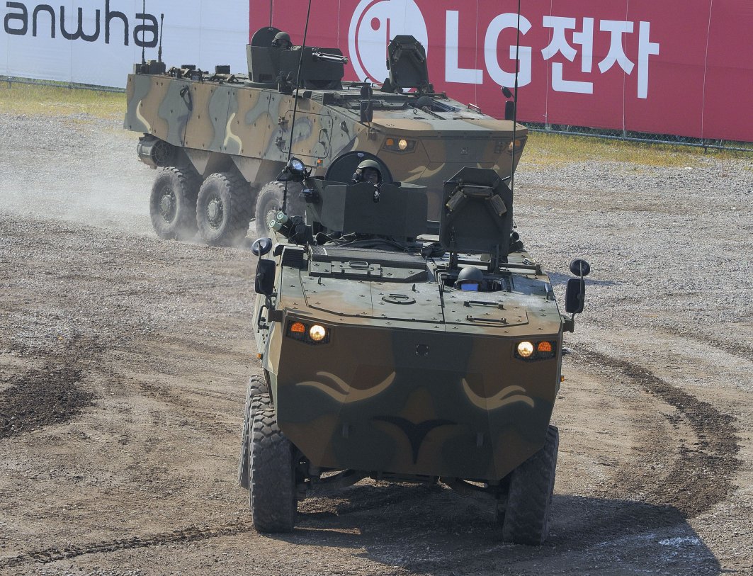 SNAFU!: Hyundai Rotem readies K806 and K808 wheeled armoured vehicle ...