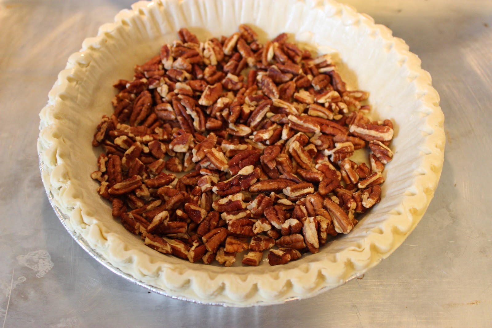 Sweet Tea and Cornbread: Buttermilk Pecan Pie!