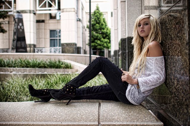 The Madness Scene!: Teal Kelly TK