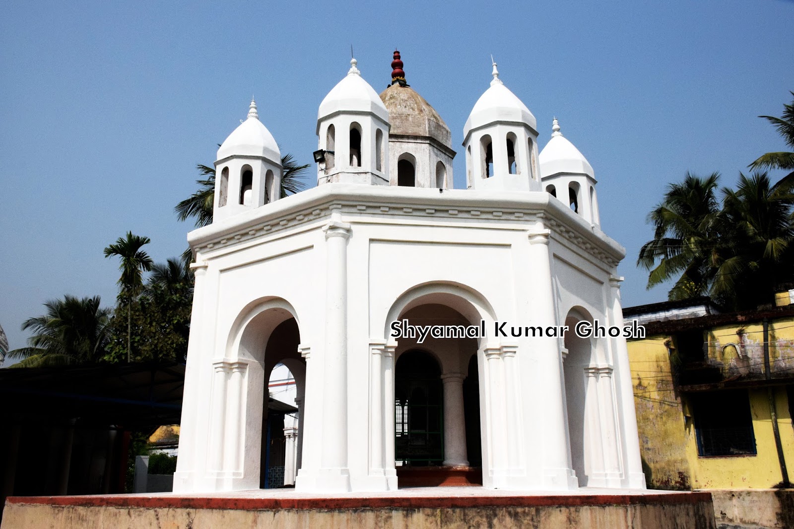বাংলার মন্দিরের খোঁজে - Temples of Bengal: Radhagobinda and other ...