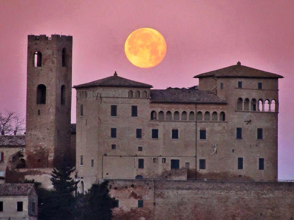 Perception LML: Il Castello Malatestiano di Longiano (FC)