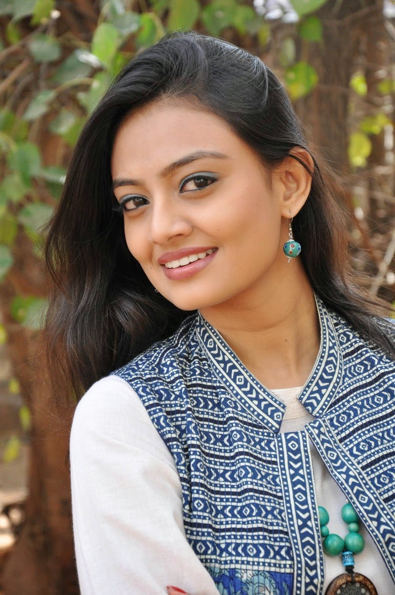 Nikita Narayan Latest Photoshoot - Latest Movie Updates, Movie ...