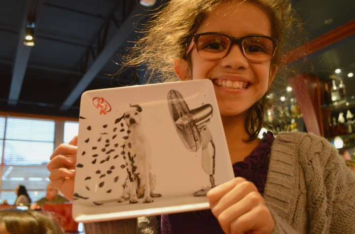 Labrando un HOGAR: ¡Red Robin le añade otra dimensión a las fiestas!