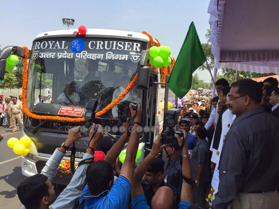 VMSALT Chaser: SCANIA INDIA : UPSRTC's SCANIA METROLINK 13.7M HD ...