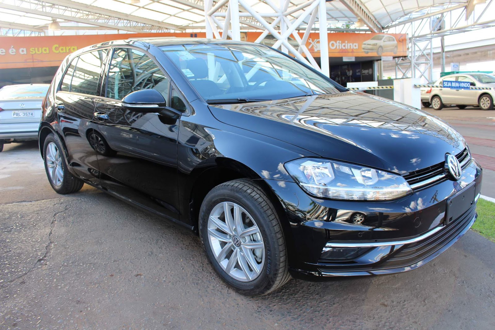 Golf 2018 Comfortline e Highline têm produção encerrada