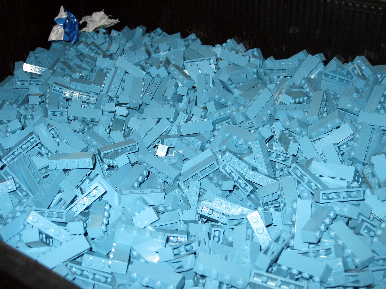 Gimme Lego: The Power of Advertising