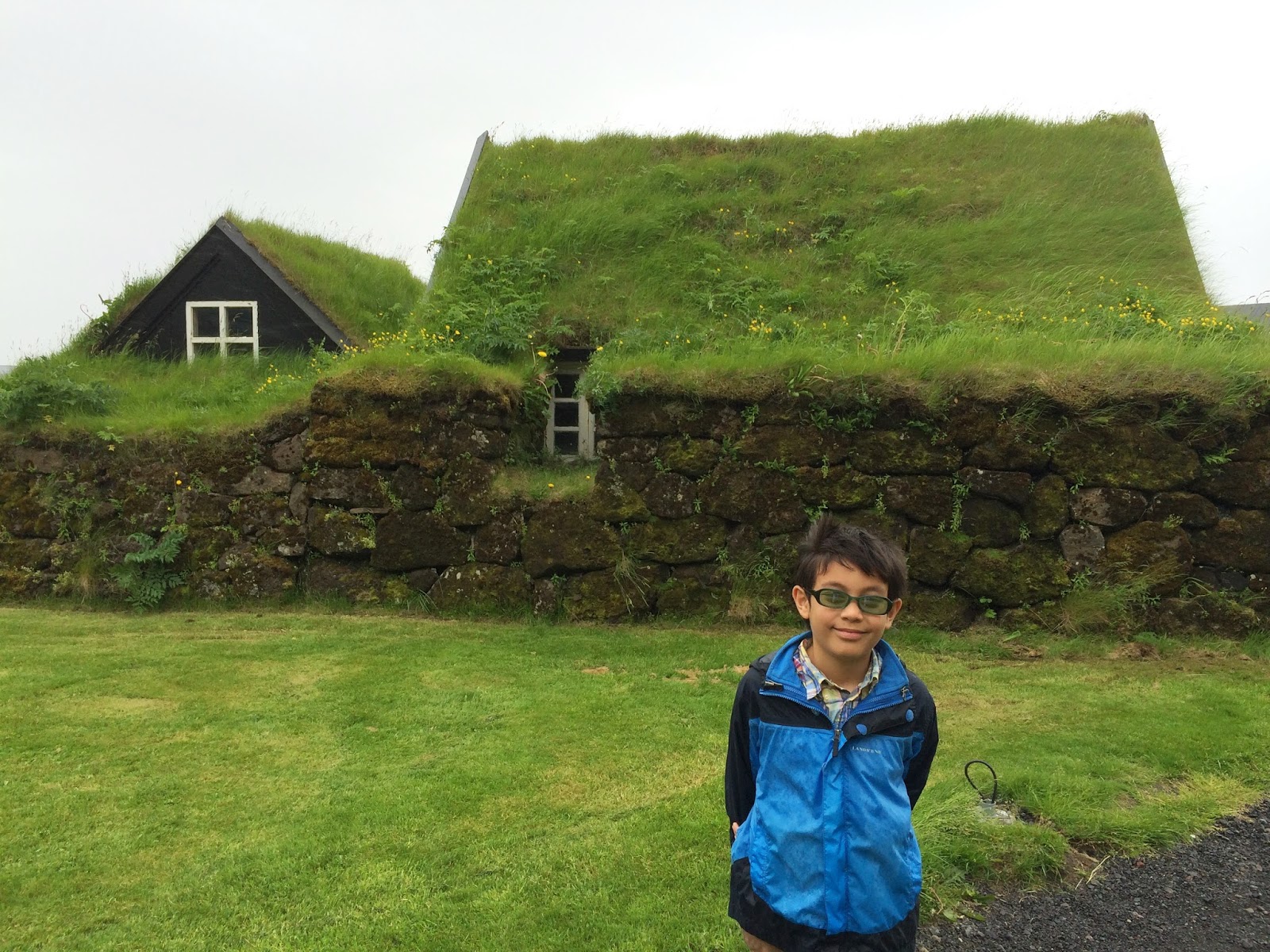 Chef Rafi Cooks The World: Eating fish in Iceland - Fiskur Saelkerans