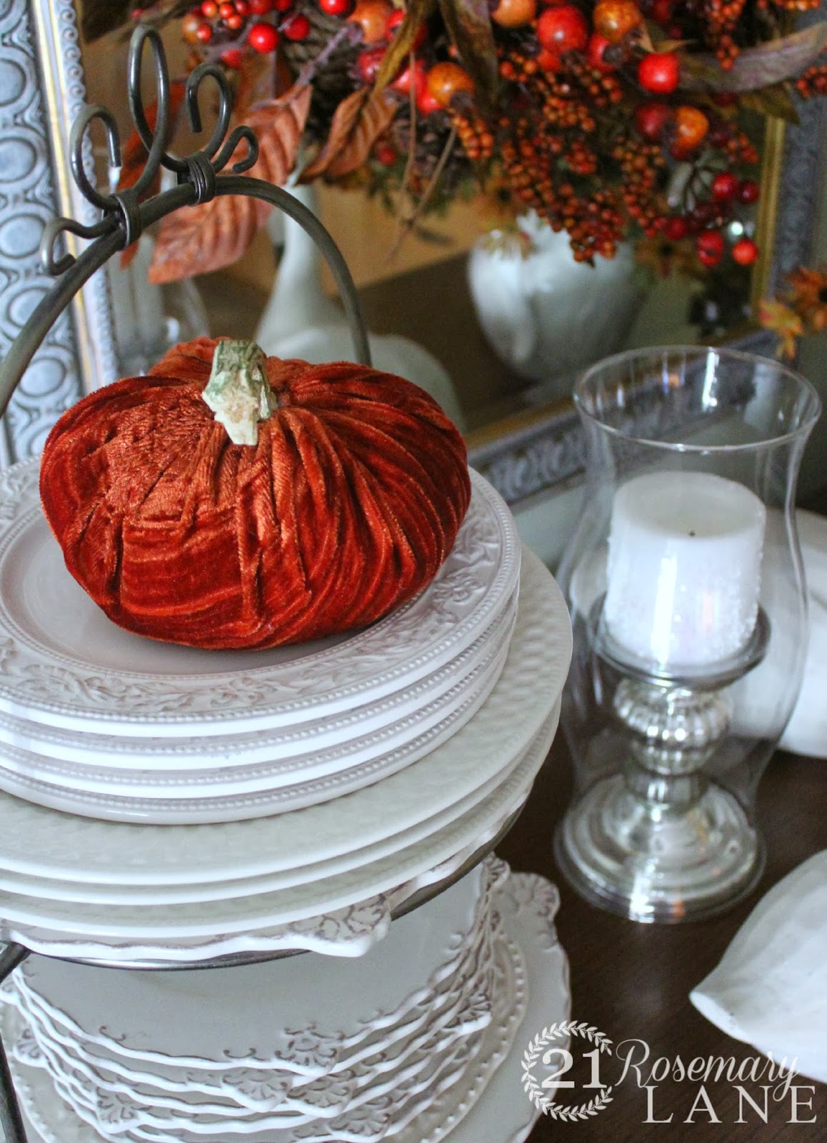 21 Rosemary Lane: The Kitchen Buffet Dressed for the Autumn