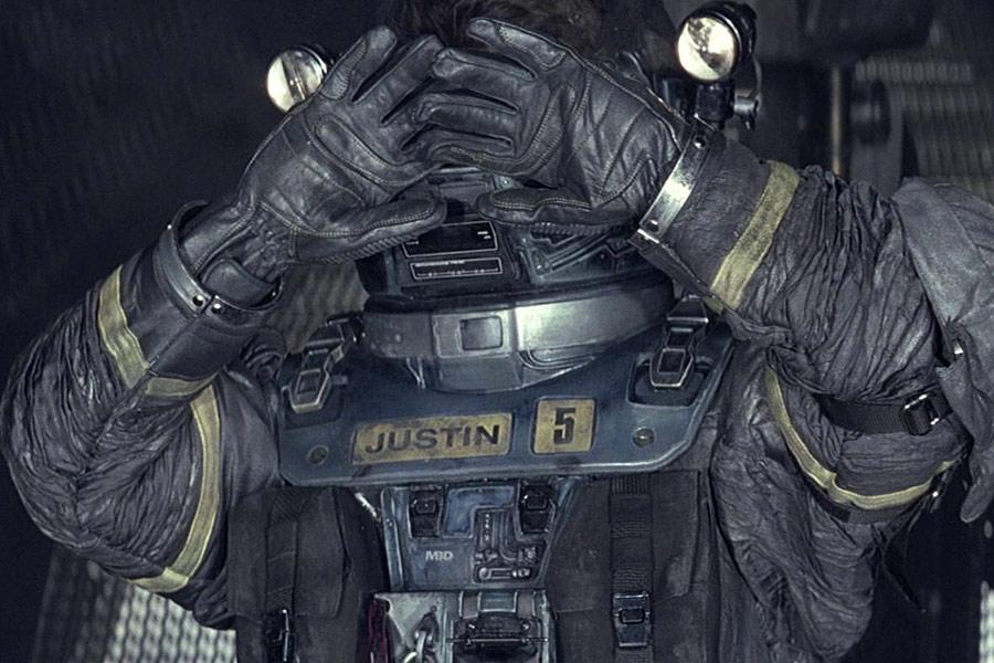 Event Horizon 1997 Ufuk Faciası