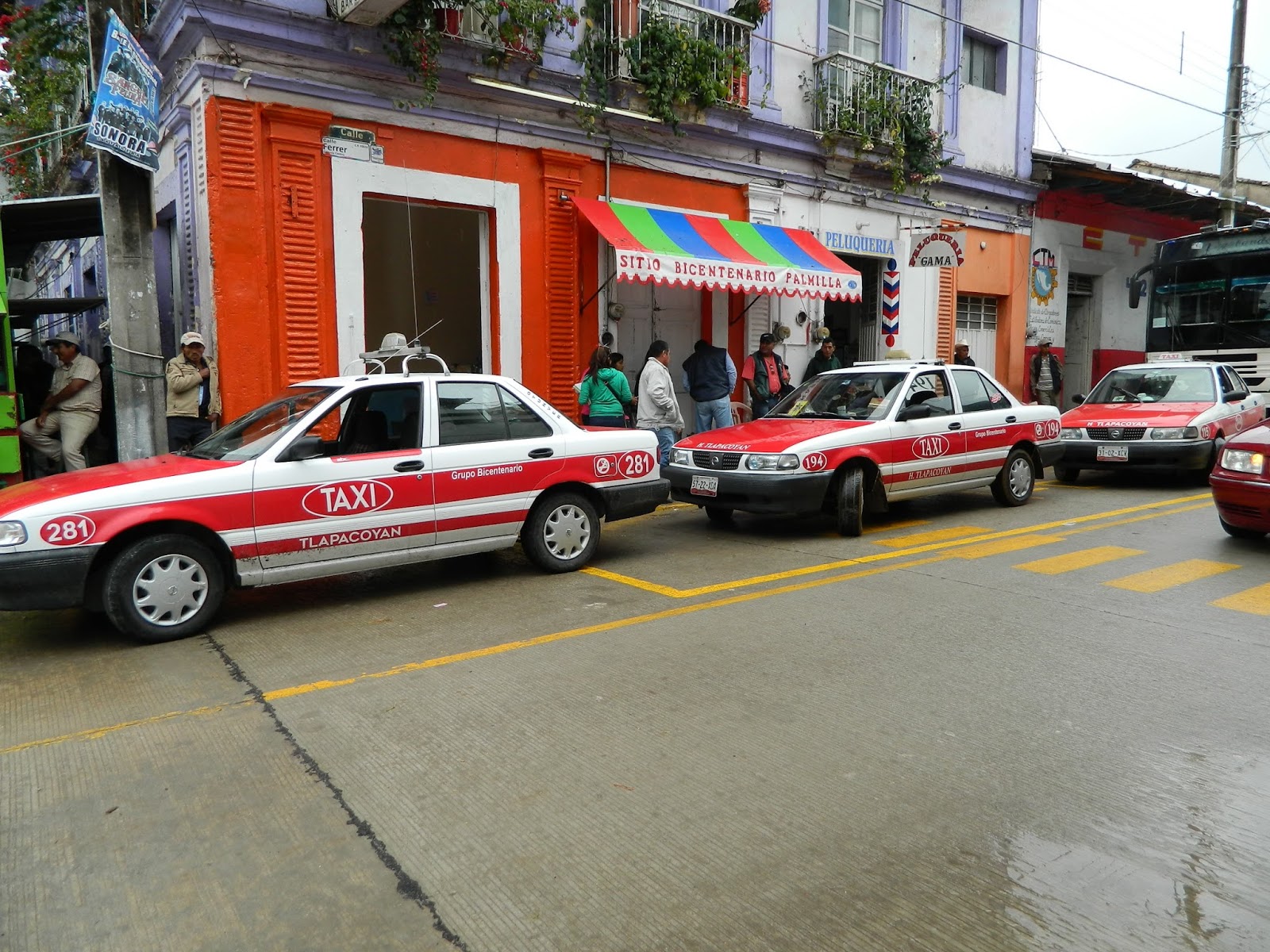 NOTICIAS TLAPACOYAN : Taxis la preferencia del pasajero