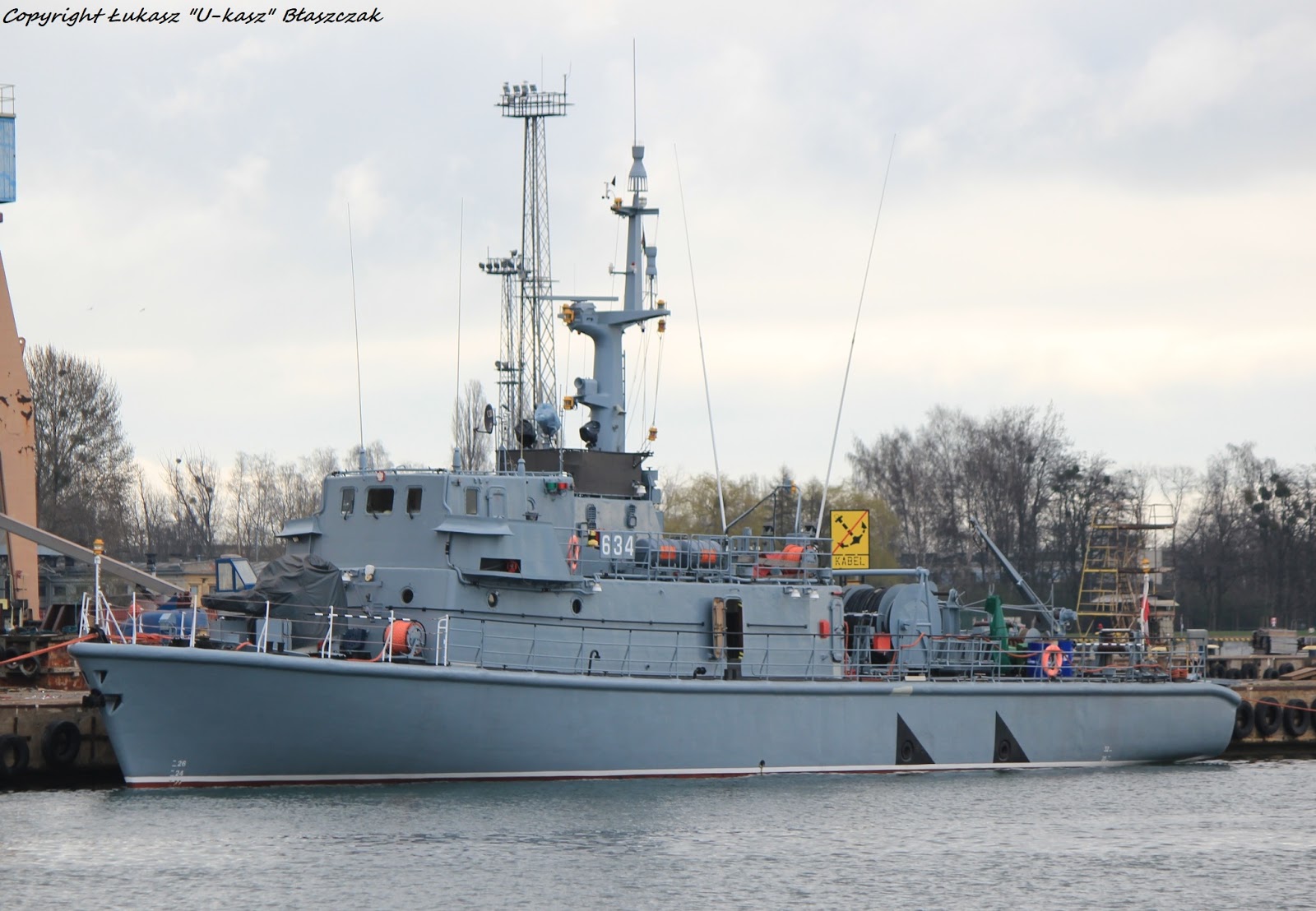 W obiektywie shipspottera czyli z migawką nad portową sadzawką: Z cyklu ...