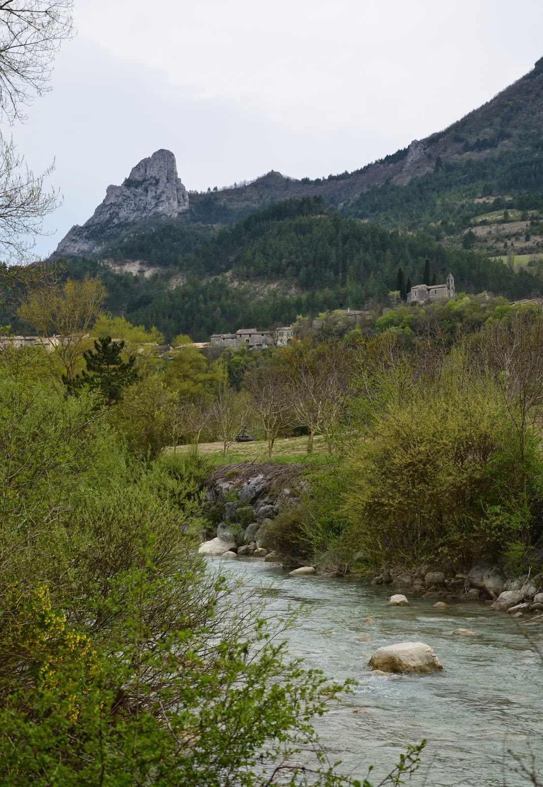 DROMESCAPE - Randonnées en Drôme et Escapades photographiques: Saint ...