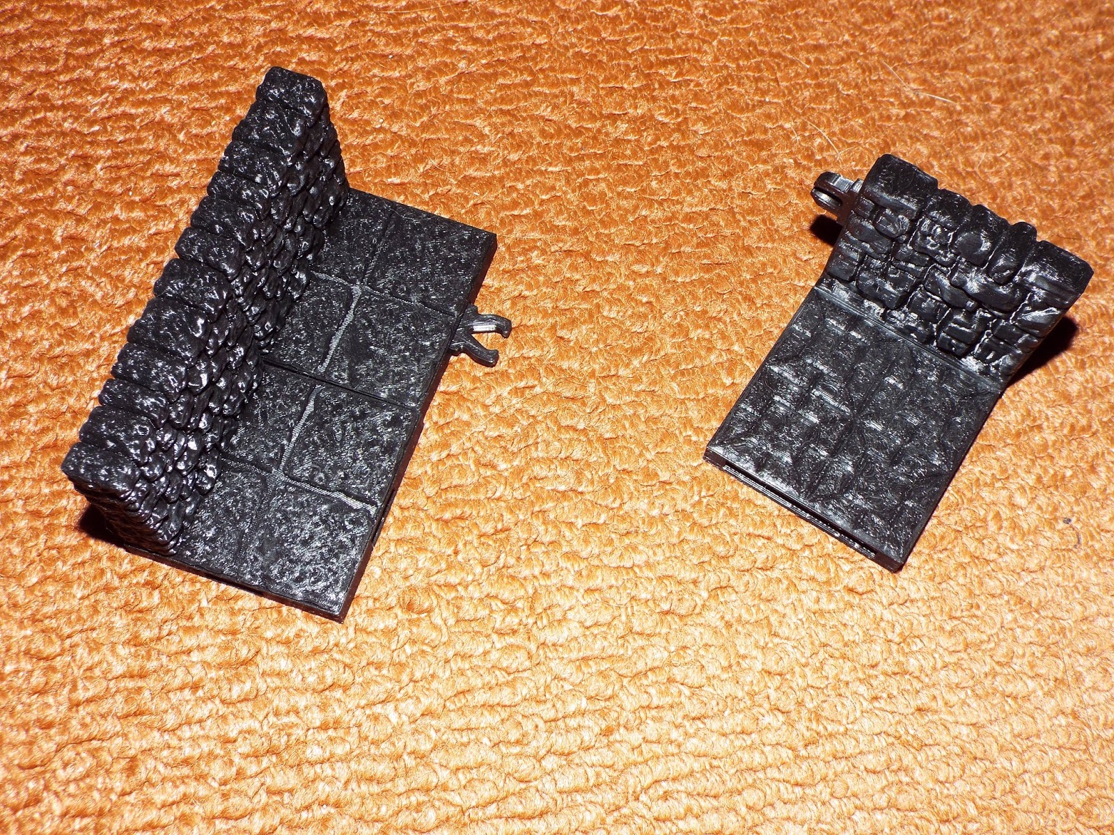 Biased Bill's World of Unplugged Gaming: Quick Look: DRAGONLOCK vs ...