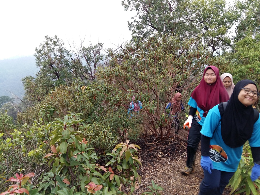 TRAVELOG: GUNUNG KENDERONG-KERUNAI (K2) : Pemandangan Awan Karpet Yang ...