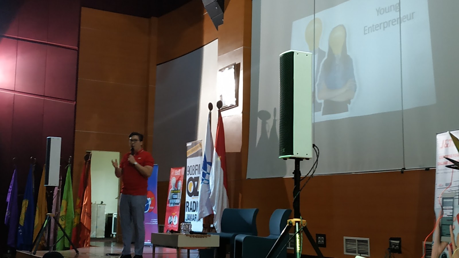 OZ Pedia Campus to Campus OZ Radio with J&T Express | ERAFM-UNJ