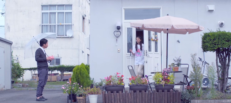 Review: 'Kita Kita' goes to unexpected, genuine directions - Film Geek Guy