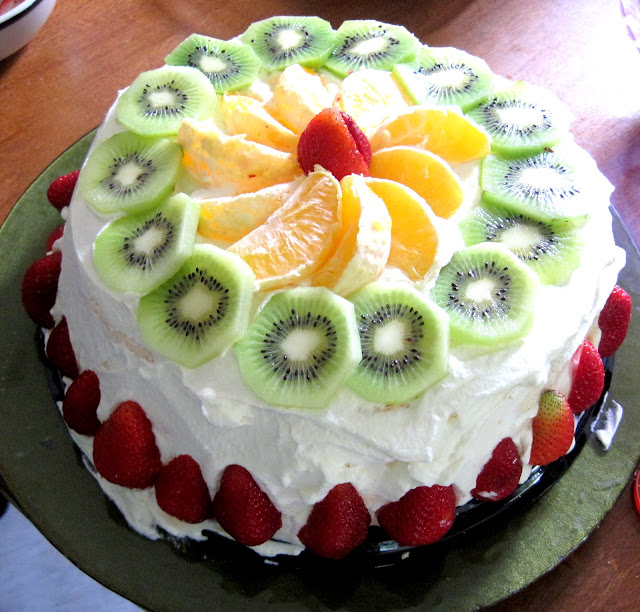 Observiews: Palvova: New Zealand's National Dessert!