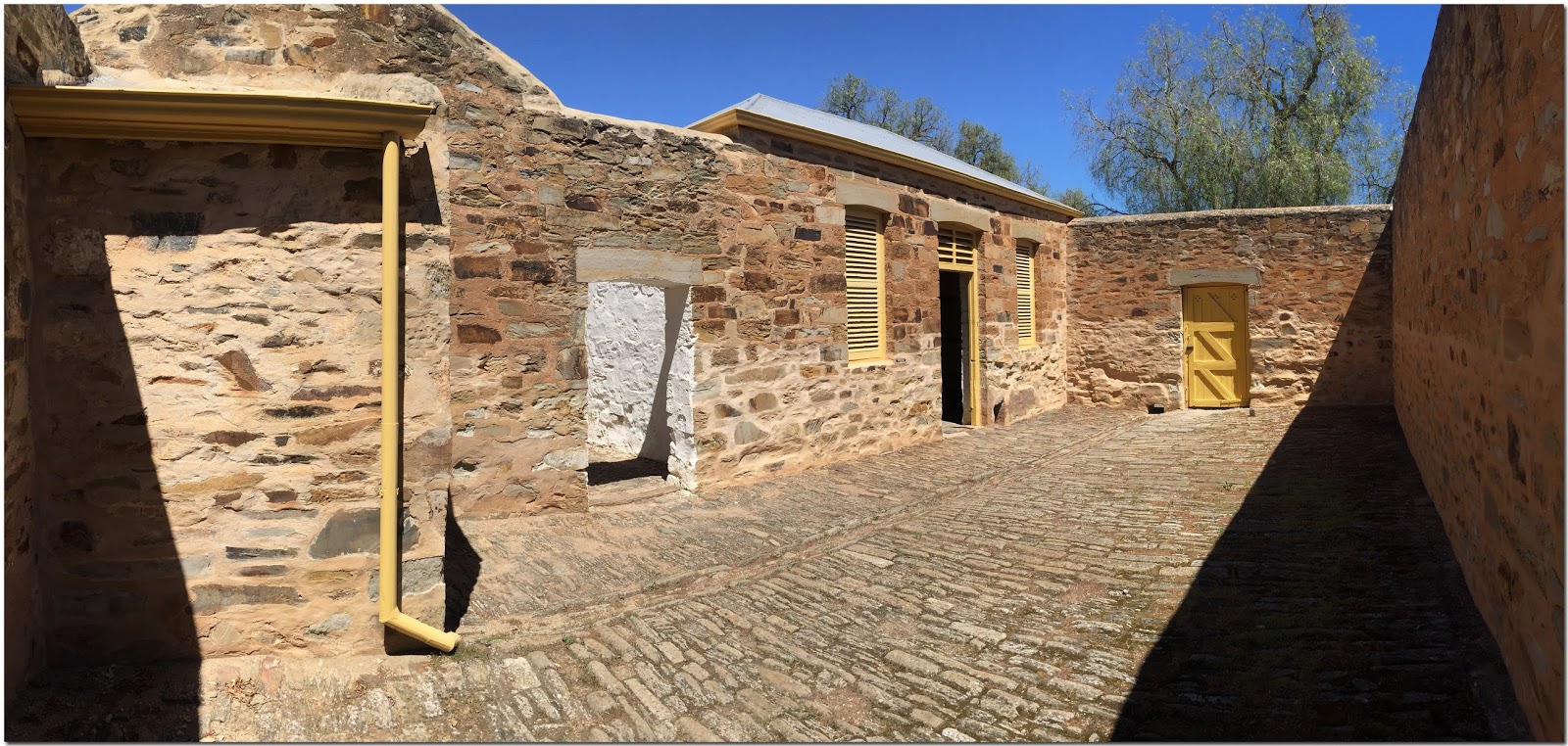 Bushtracker Travels RosnRoss: Historic Burra - South Australia