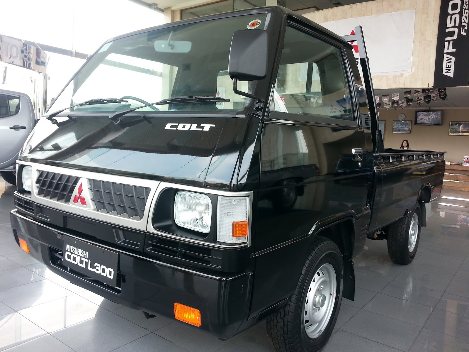 Harga Mobil Colt L300 Baru