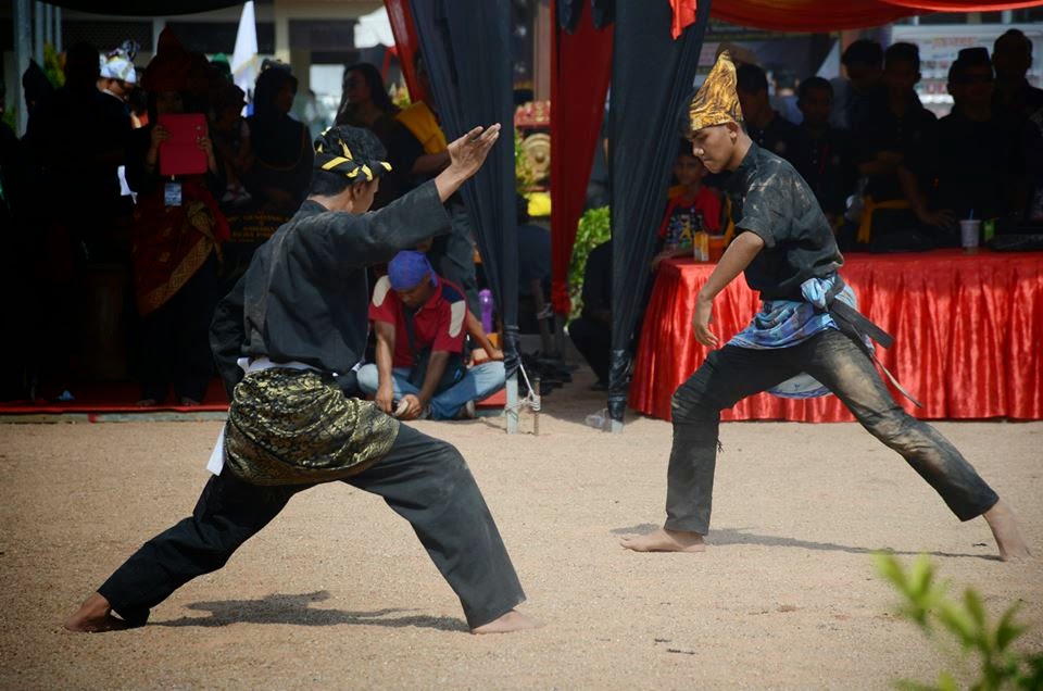 fairusmamat.com: GAMBAR SILAT SEMPENA FESTIVAL DAN PENGANUGERAHAN SENI ...