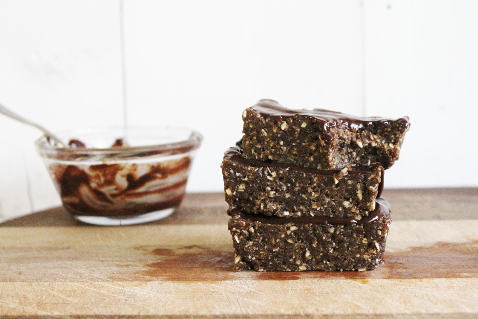 whataboutlifestyle: RAW VEGAN HERB-INFUSED SPECIAL BROWNIES