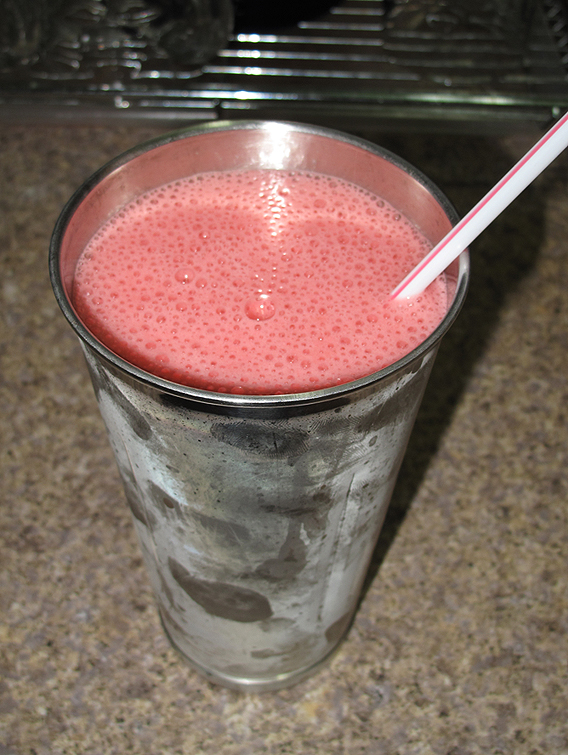 The Shit I Eat: Banana Strawberry Hibiscus [Kool-Aid] Smoothie