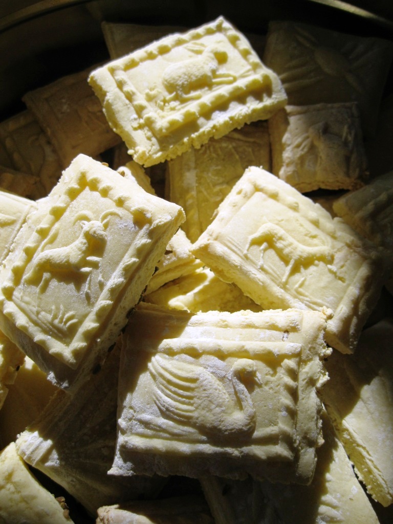 Noise from the Nest: Springerle Cookies--A Huge Success