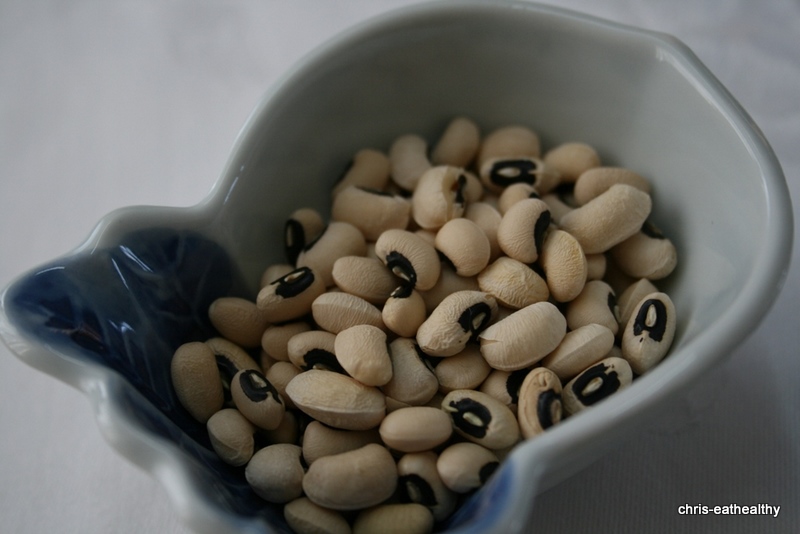 chris-eathealthy: Stir-fried fresh “eyebrow beans” with bacon