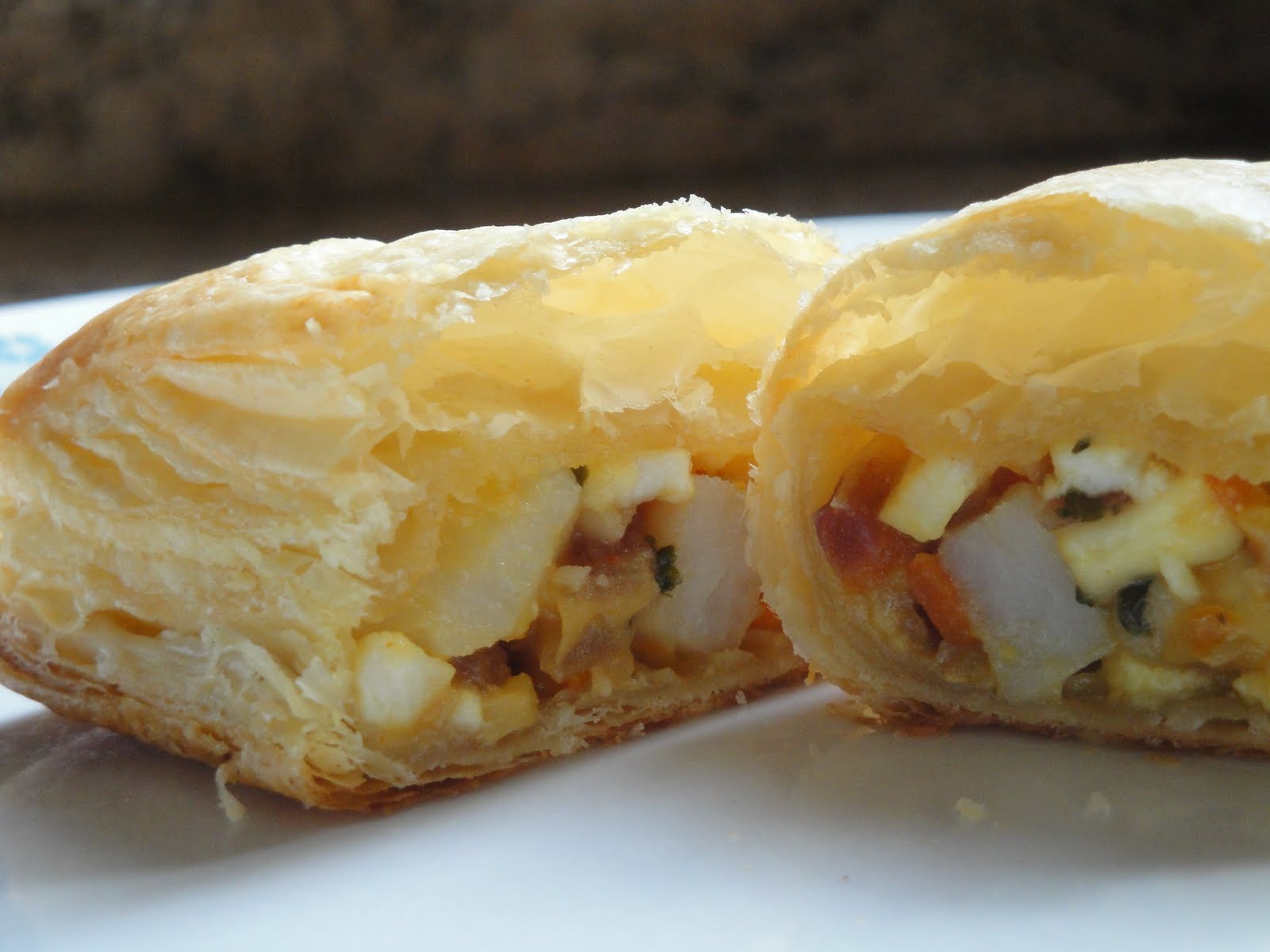 cumin and cardamom: Veggie Puffs or Vegetable Puffs