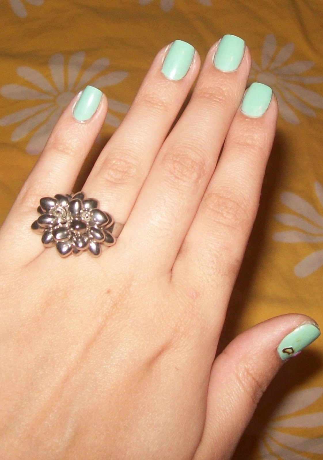 My Gothic Studio: Uñas: Verde menta!