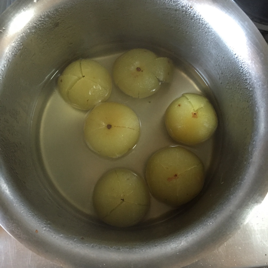 MASTERCHEFMOM: Nellikai Rasam | Whole Gooseberry Rasam | Amla Rasam ...