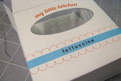 Yellow Mums: Freebie Friday: Pretend Pasta Box