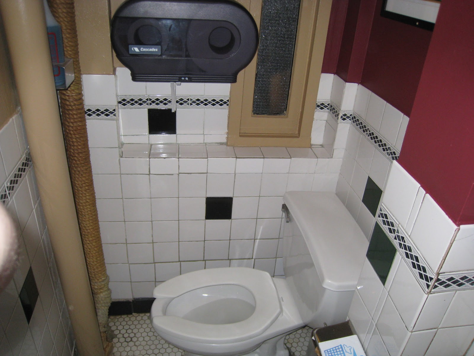 AC E-xpression: Bathroom Design Fail
