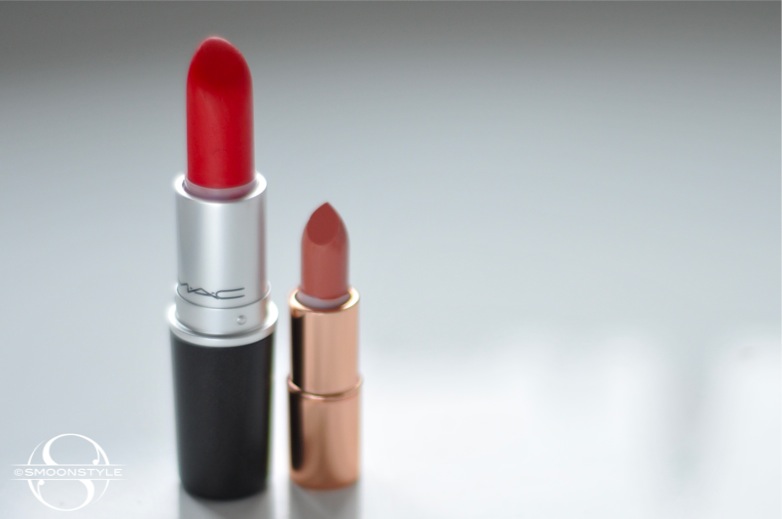 Charlotte Tilbury - K.I.S.S.I.N.G Mini Lipstick Charms | SMOONSTYLE