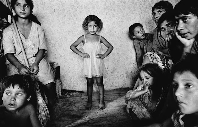 20 Black and White Photographs of Gypsies From Between the 1960s and ...