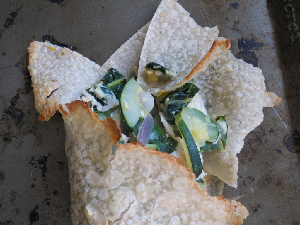 Snacking Squirrel: VegeGreens and Turkey Cheese Tortilla Wrap