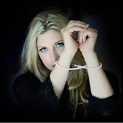 Writer's Revolution: Holiday Promo Tour Day 9: Jennifer Sage