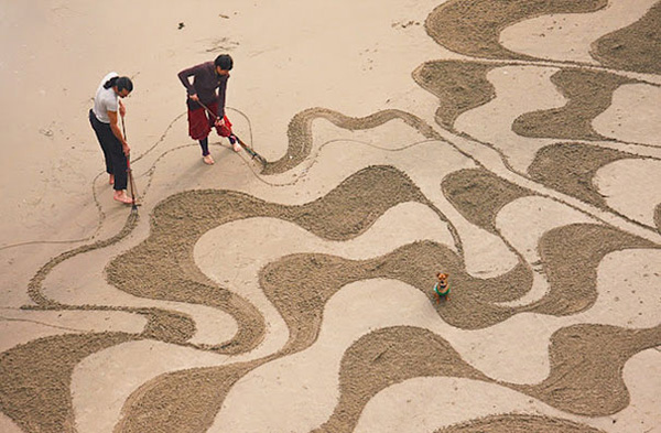 Information Hub: Amazing Sandscape Art