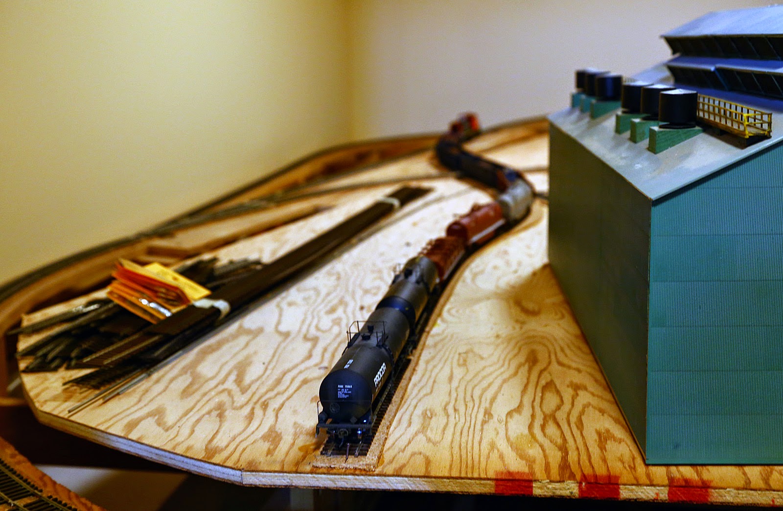 Rymal Station in HO Scale: January 2015