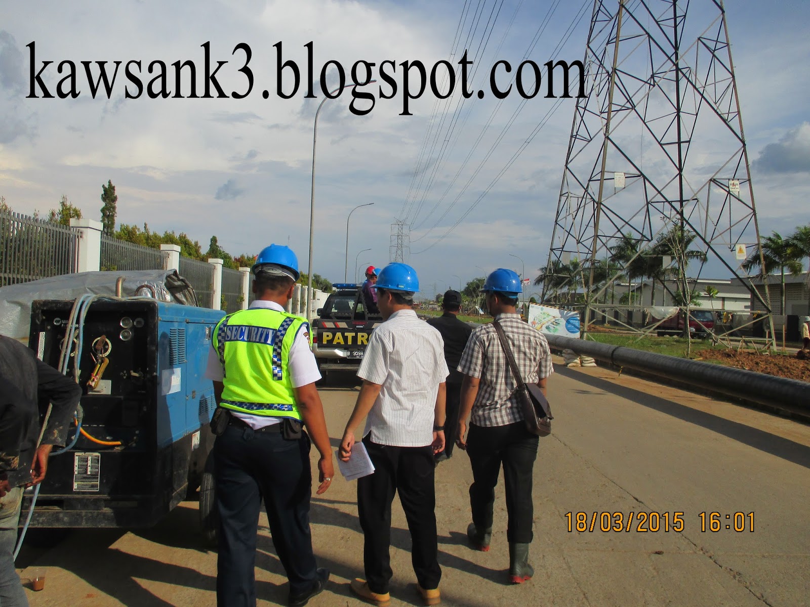 Pentingya Kotak P3K di Tempat Kerja ~ K3 di Kawasan Industri