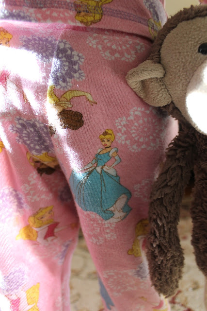 Growing Up Geeky: PRINCESS PANTS! - Toddle Along Tuesday