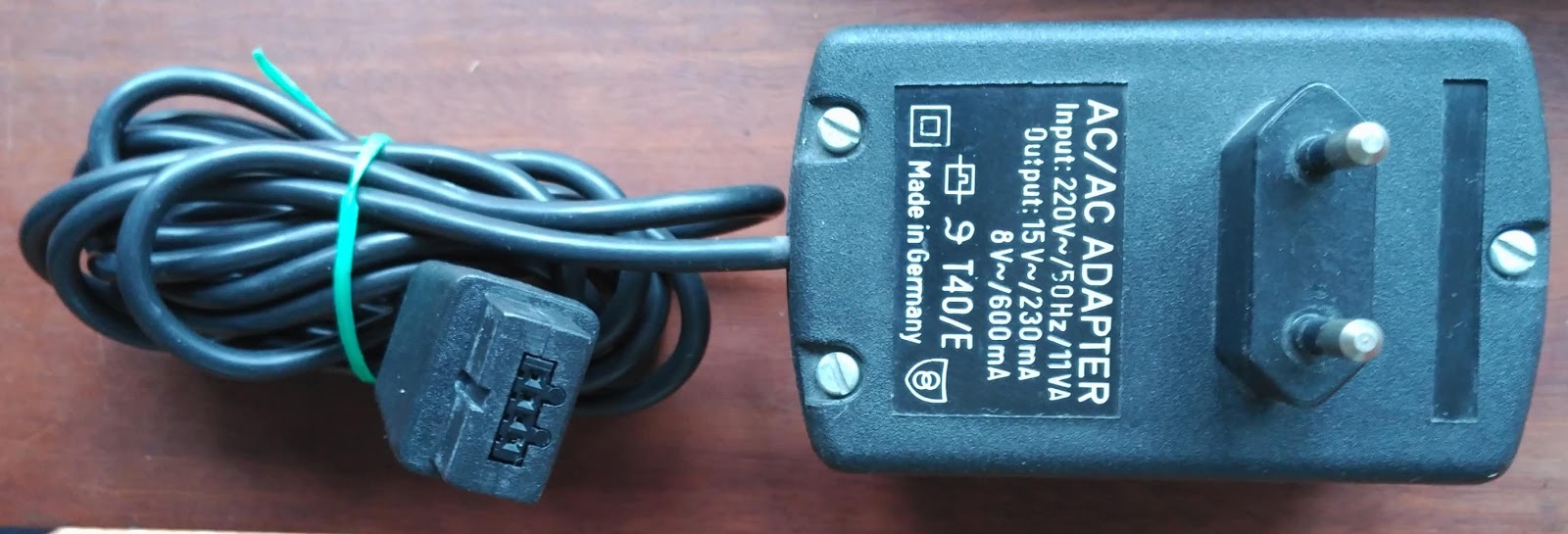 Retro Ordenadores Orty: Consola Interton VC-4000 (1978)