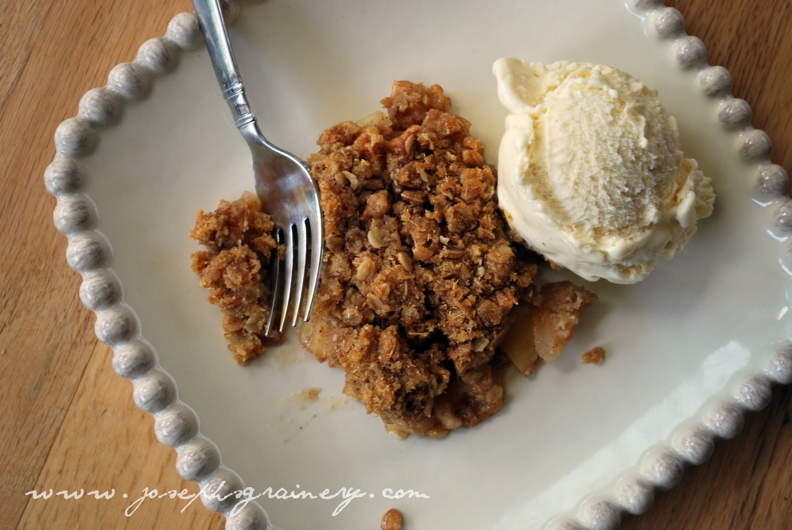 Joseph's Grainery: Apple Crisp with Barley Flour